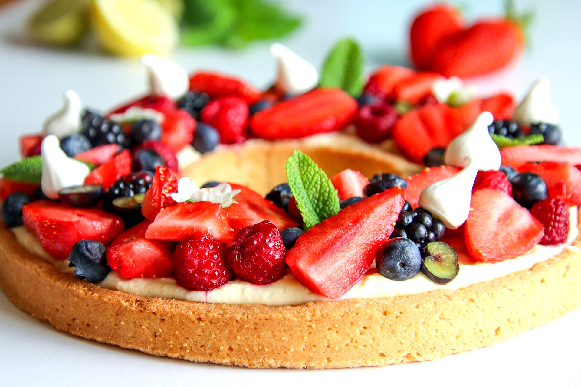 Tortë me fruta - Ke ngrënë?