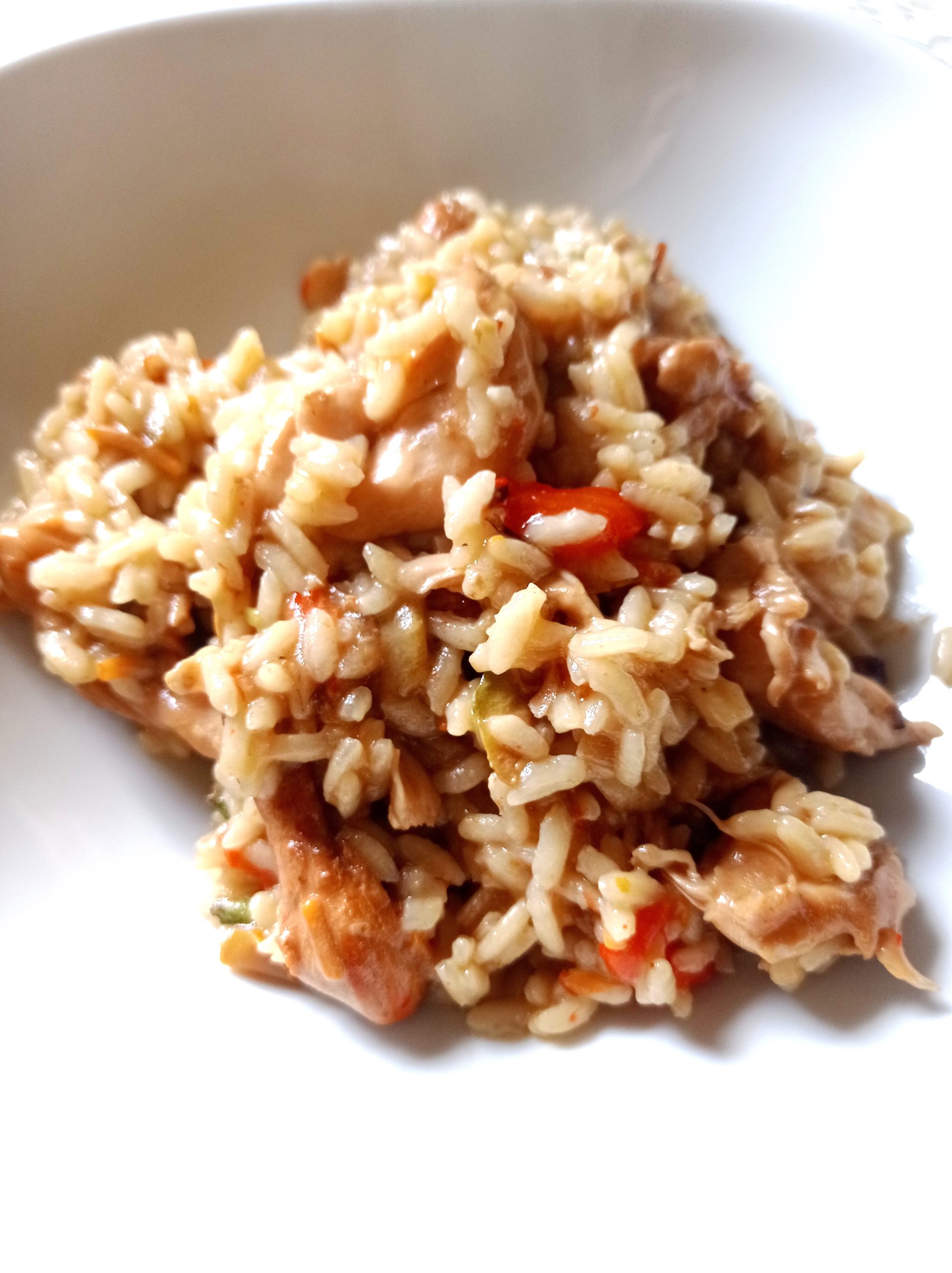 Oriz me pulë dhe perime - Ke ngrënë?